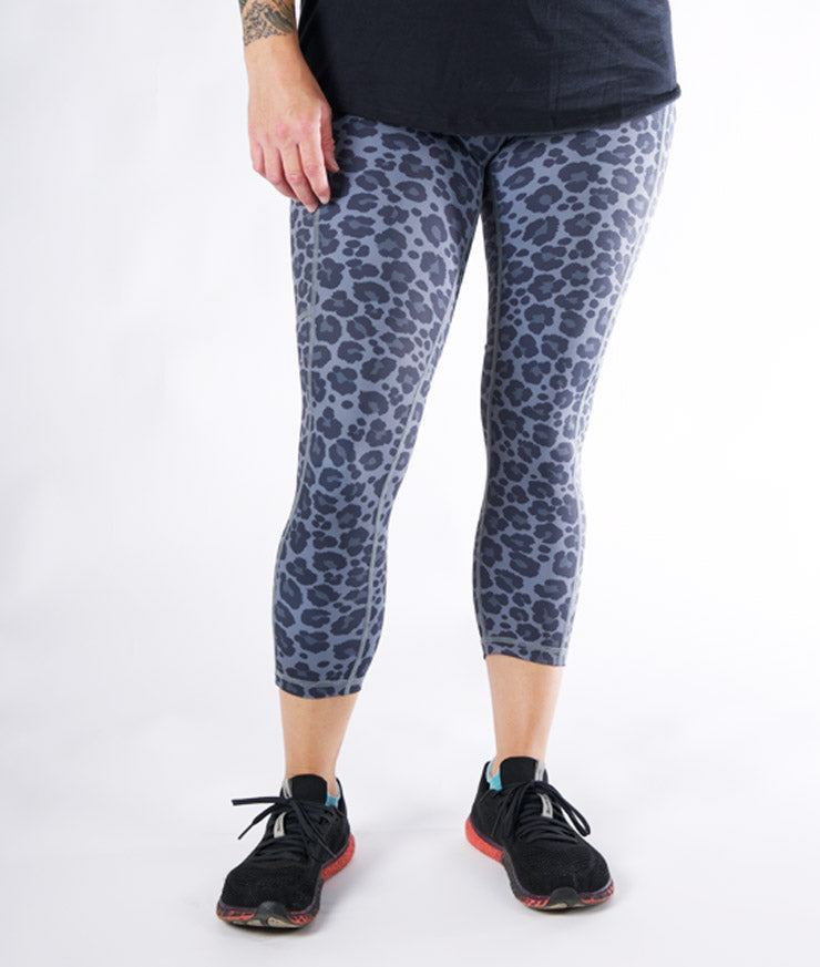 Midnight Cheetah Running Crops – Sparkle Athletic